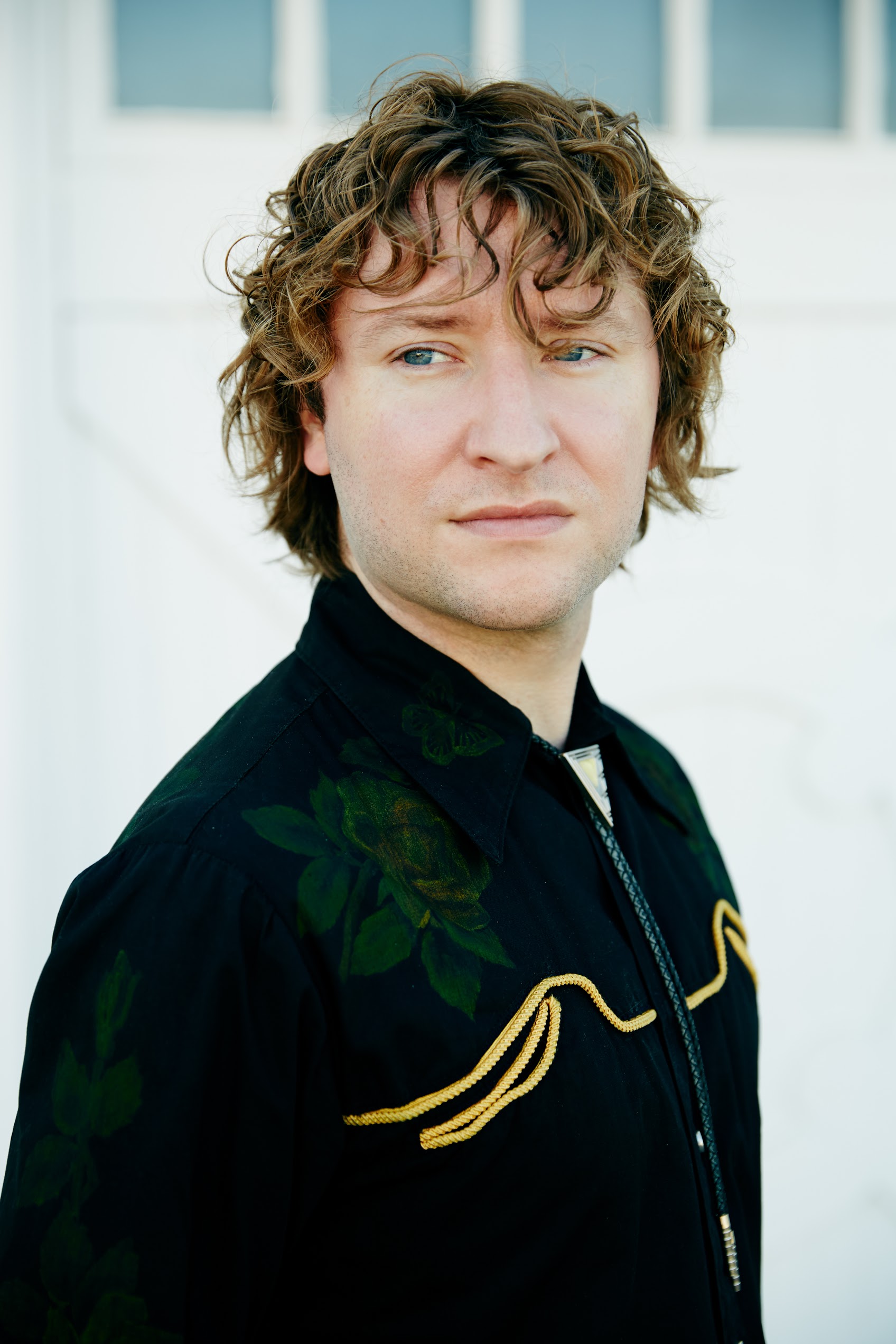 Review: The Door by Paisley Fields by M. Lezjuande – Nashville Music Guide